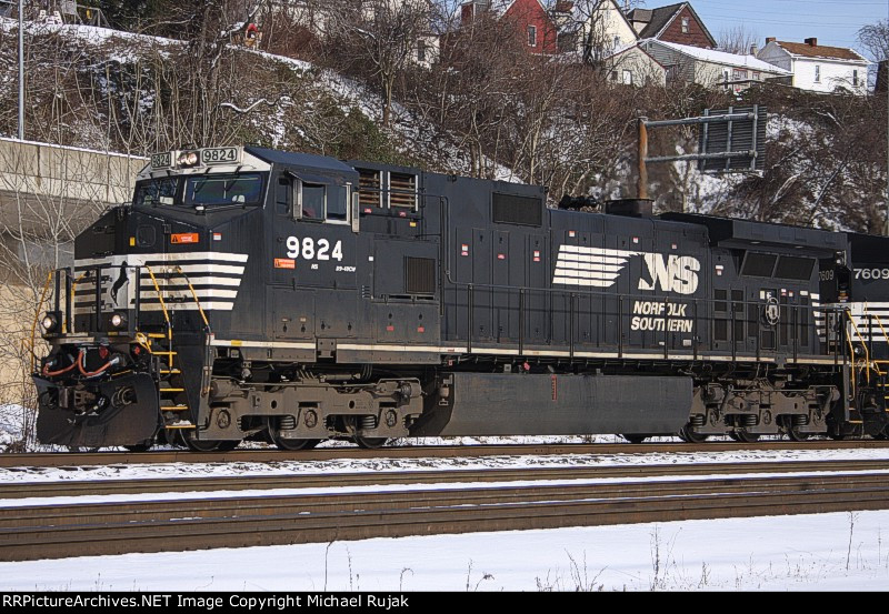 NS 9824